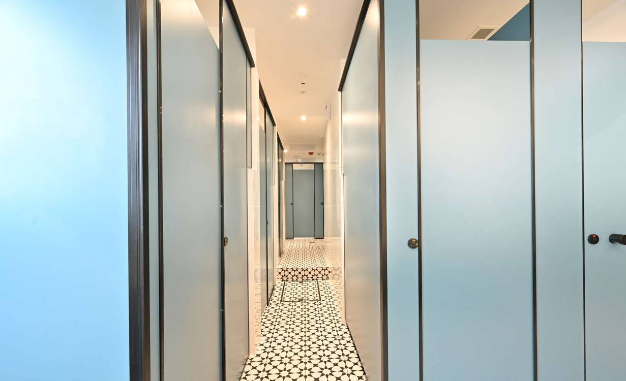Female-Only Single Pods | Dream Chaser Boutique Capsule Hotel in ...