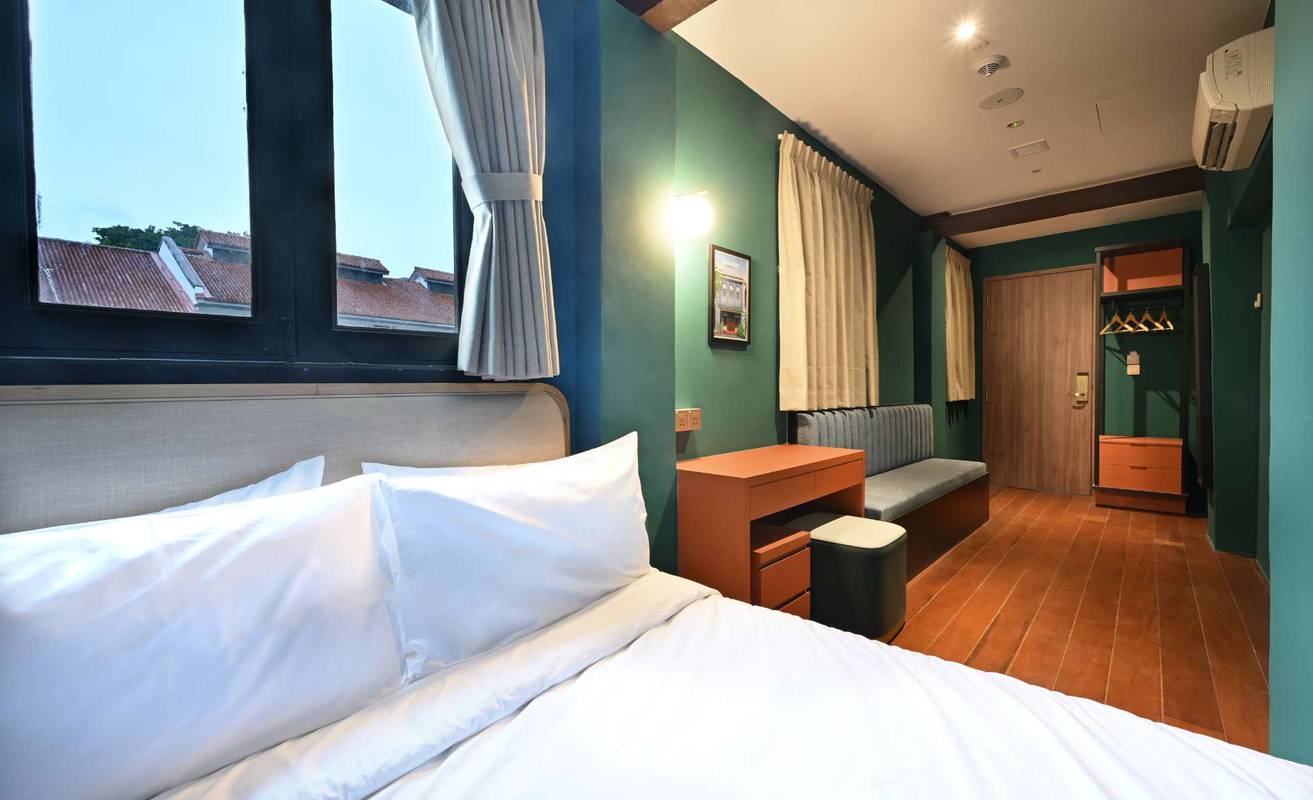 Rooms | Dream Chaser Boutique Capsule Hotel in Singapore City, Official ...