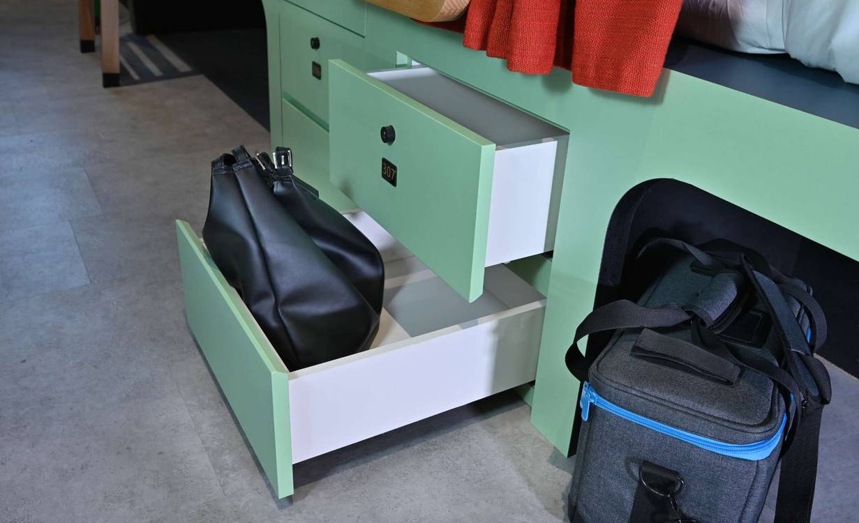 Mixed Single Pods | Dream Chaser Boutique Capsule Hotel in Singapore ...